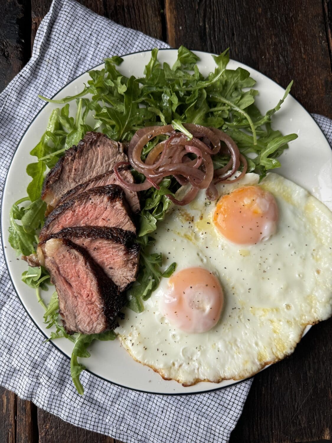 The Perfect T-Bone - nocrumbsleft