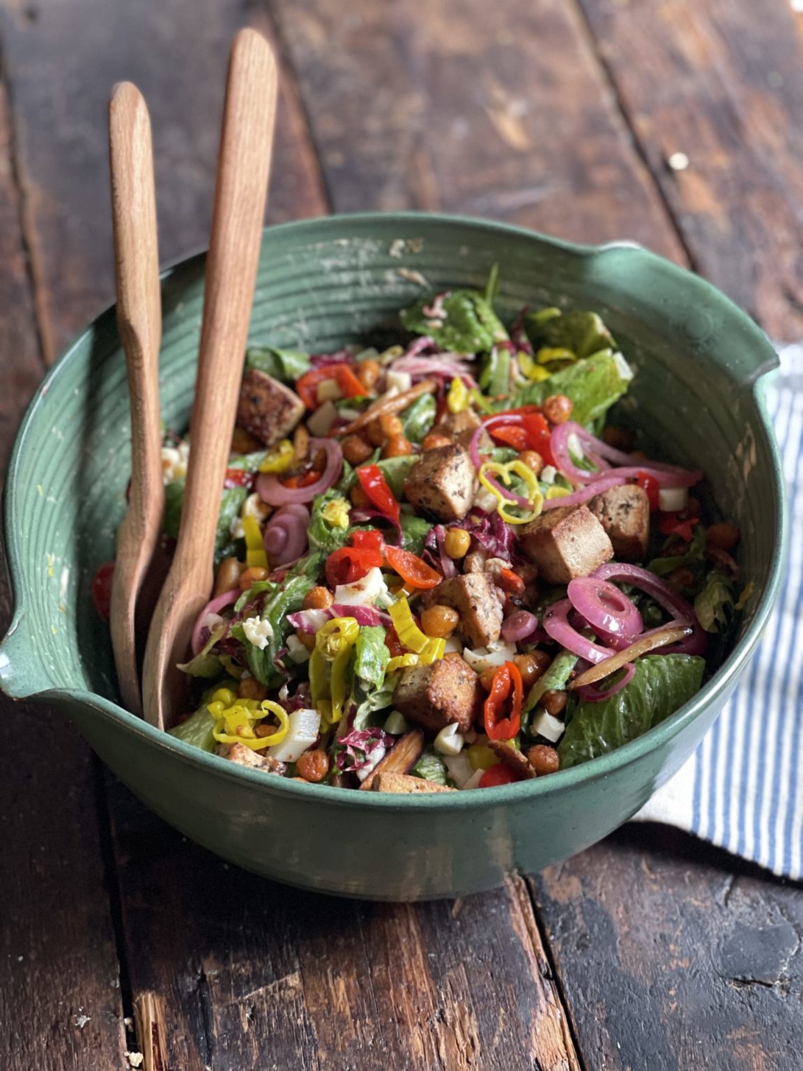 The Best Meatless Monday Salad! - nocrumbsleft