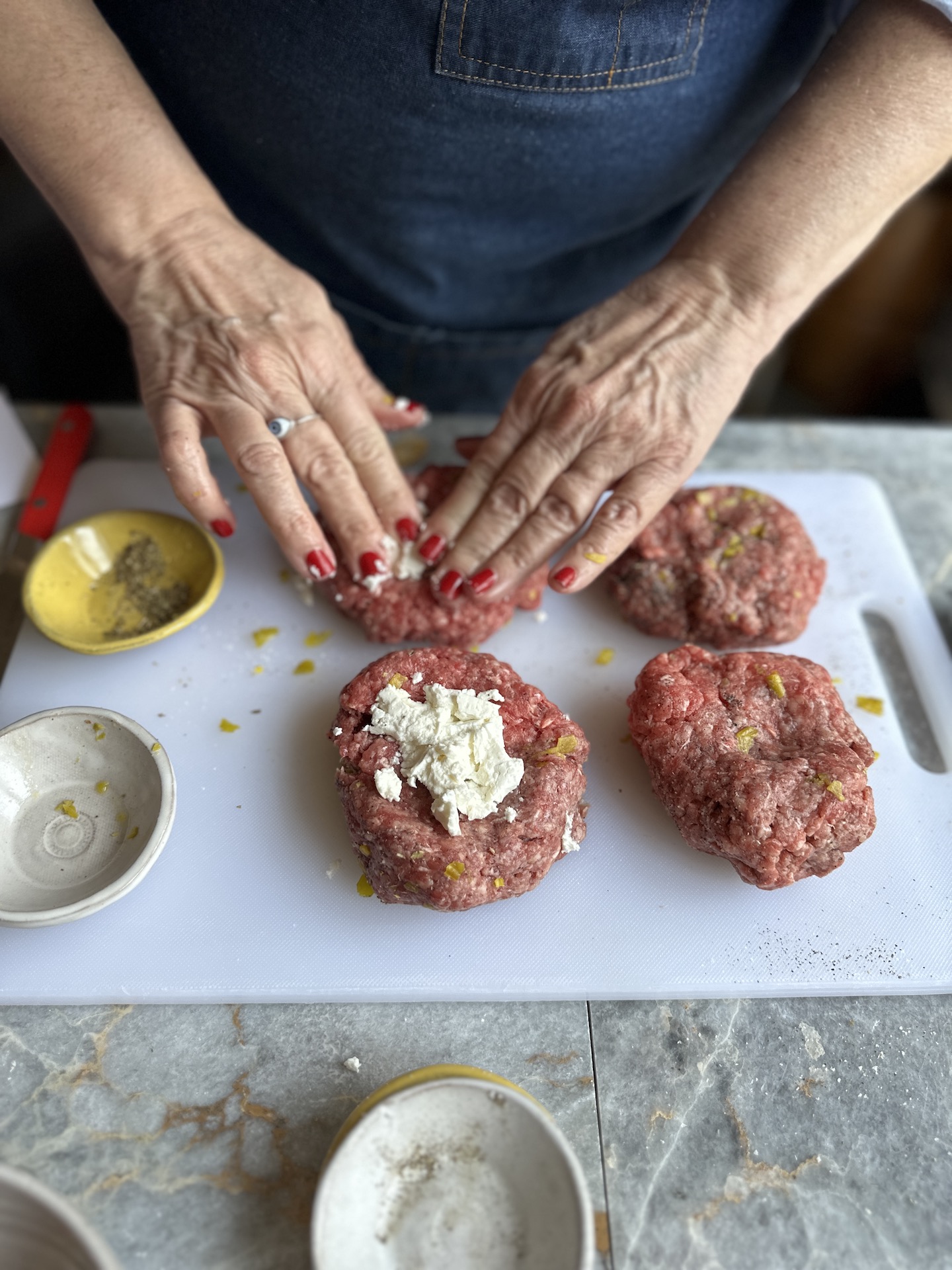 The Best Greek Burger - nocrumbsleft