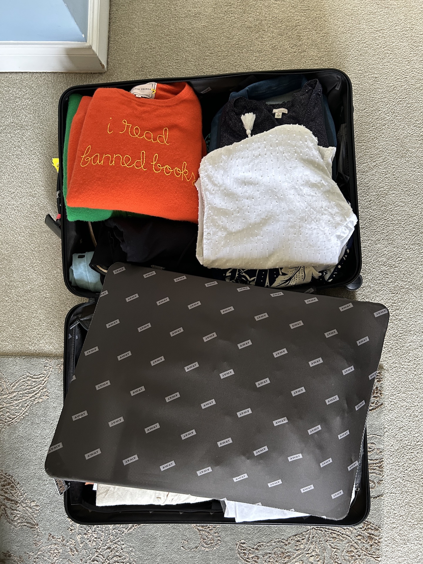 Teri's Best Tips For How To Pack A Suitcase - nocrumbsleft