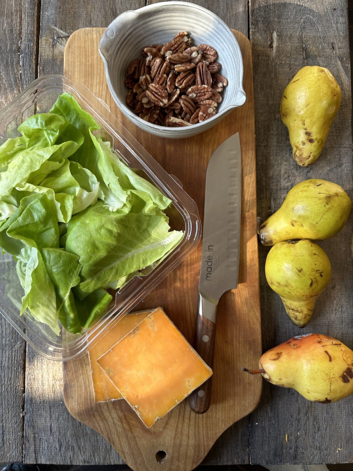 A Sensational Holiday Recipe: Red Rock Salad with Pears - nocrumbsleft