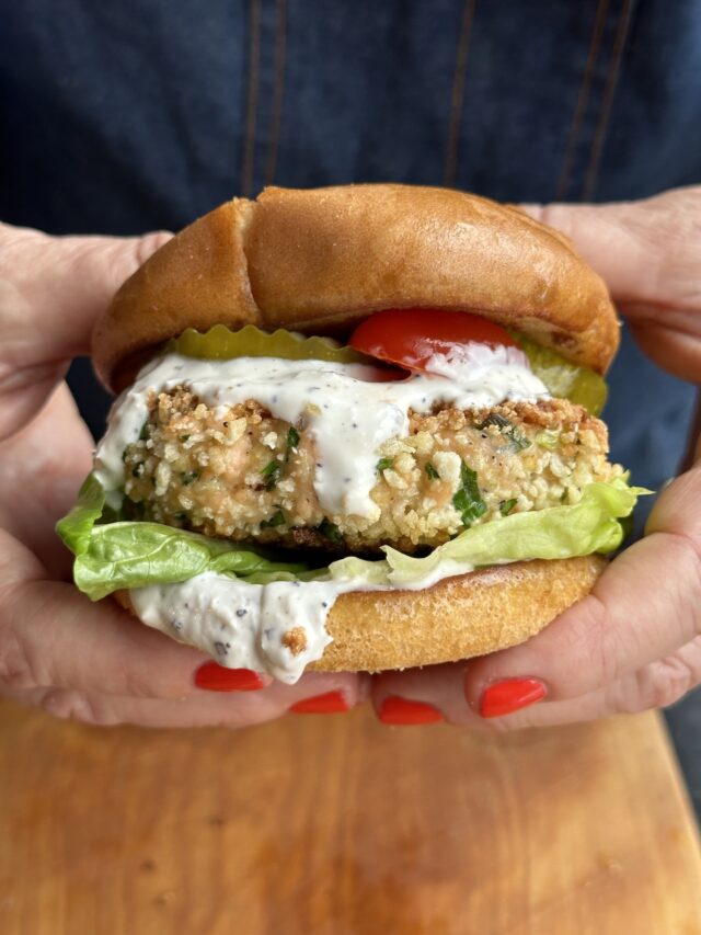 A Fabulous Middle Eastern Salmon Burger Recipe To Try Now! - nocrumbsleft