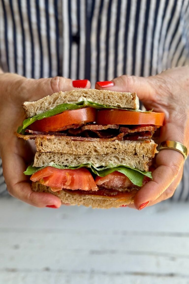 How To Make Teri's Favorite BLT Sandwiches - nocrumbsleft