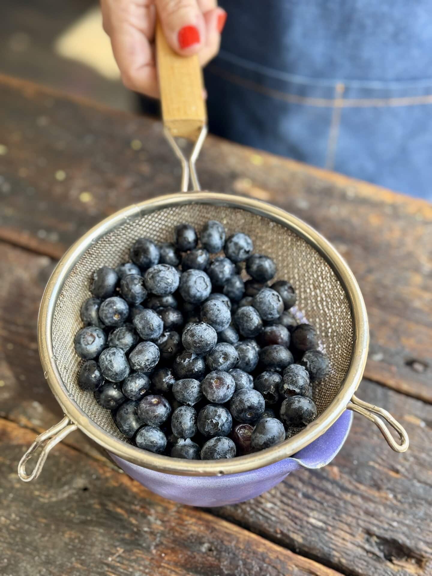 Deliciously Easy Blueberry Compote - nocrumbsleft